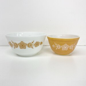 Vintage Pyrex Mixing Bowls Retro 1970s Bohemian + Butterfly Gold 401/ ...