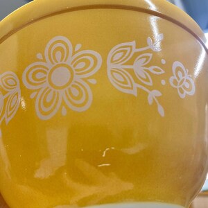 Vintage Pyrex Mixing Bowls Retro 1970s Bohemian + Butterfly Gold 401/ ...