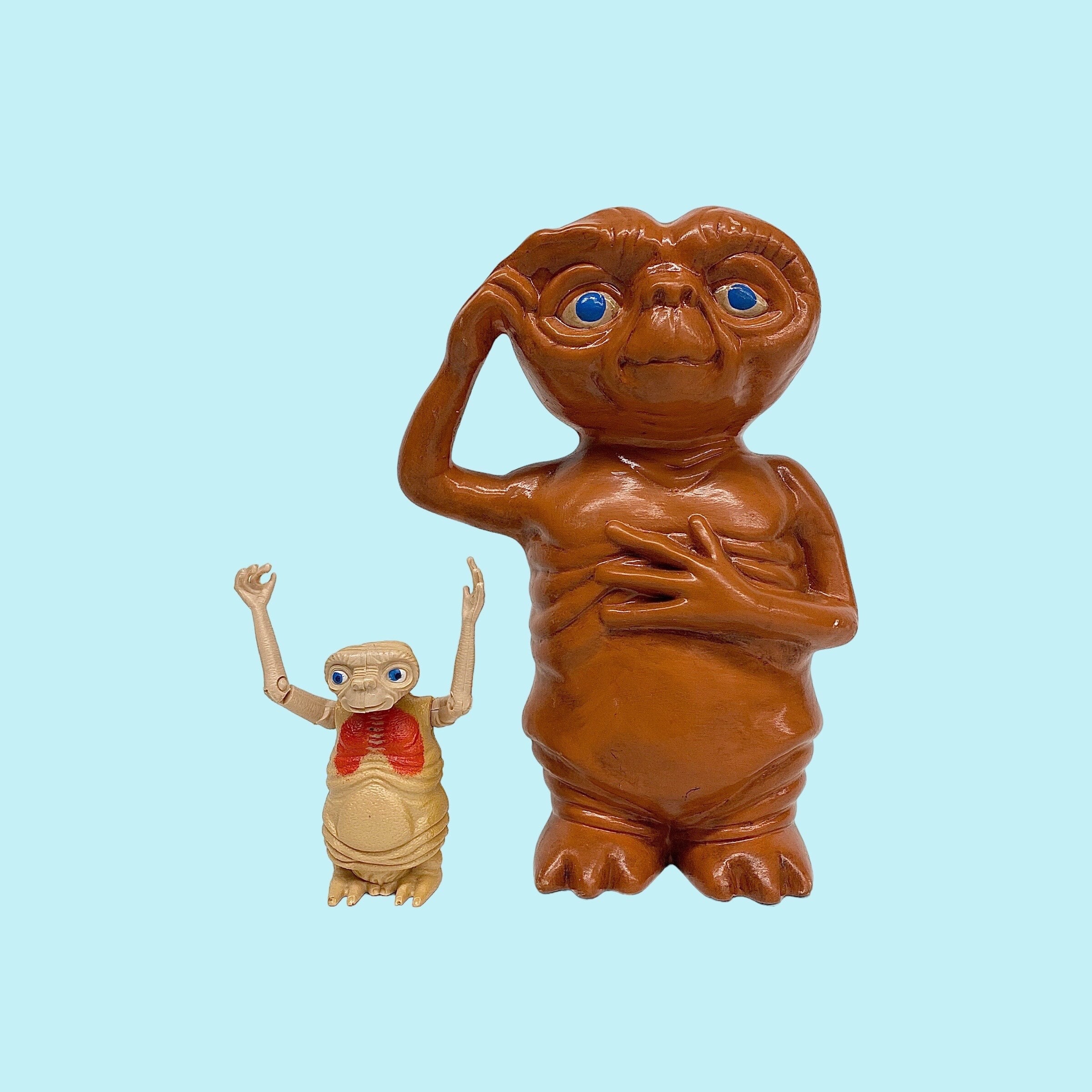Et Glowing Finger Toy