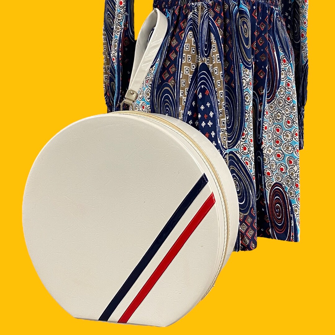 Vintage Travel Case Retro 1960s Mid Century Modern + Round + White ...