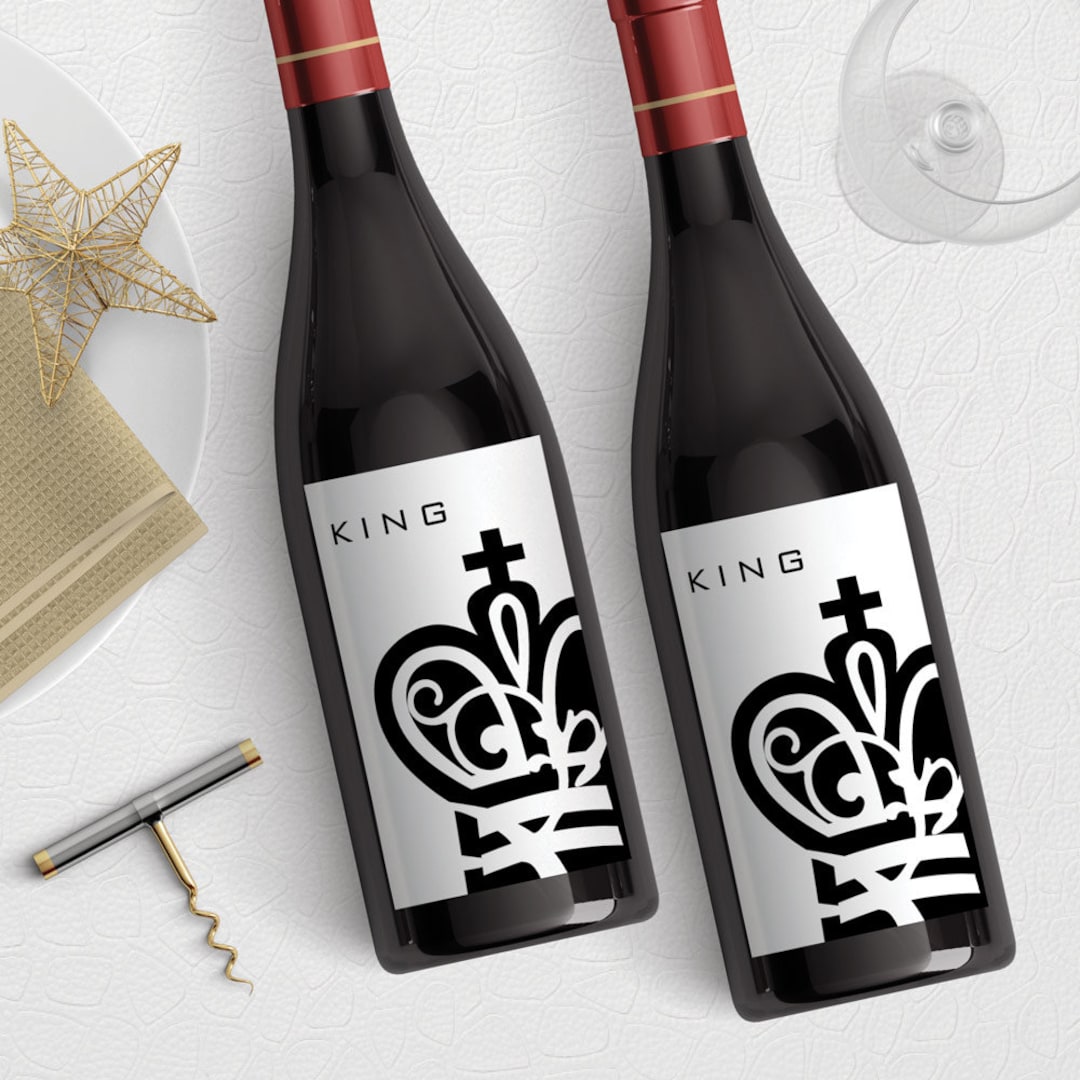 King Chess Piece Wine Label Minimalist, Download Natural White ...