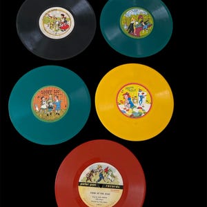 VINTAGE 1940s Colored Vinyl Children's 45rpm Records, Lot of 5 - for ...
