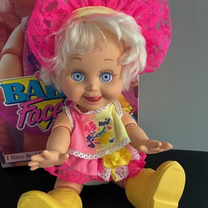 1990 so Delightful Dee Dee #8 in Series, Original Box, 13" Tall Galoob ...