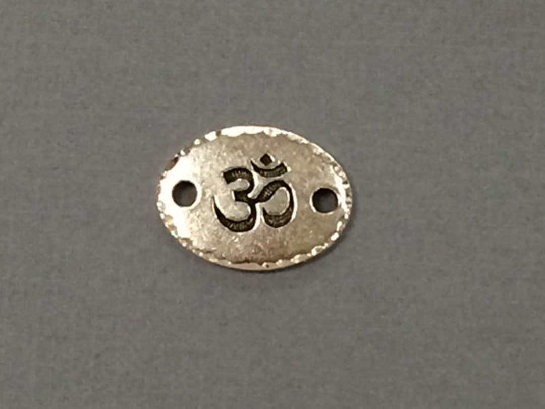 5 OM Ohm Connector Link Oval Coin - Tierracast Pewter - Silver Antique ...