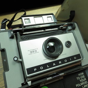 Vintage Polaroid Model 320 Land Camera in Original Box - Etsy