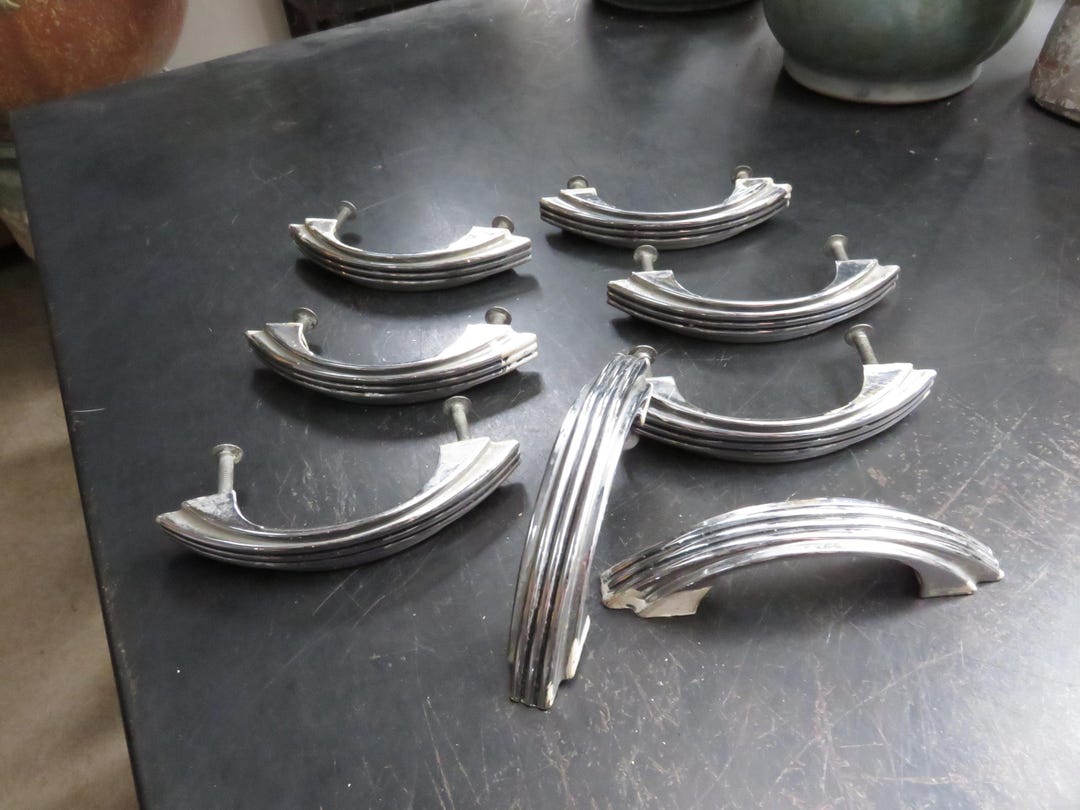 Vintage Lot of 8 Art Deco Chrome Drawer Pull Kitchen Cabinet Salvage ...