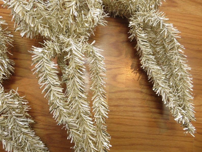 Vintage Lot of 4 Large 25 Tall Plastic Metal Tinsel - Etsy