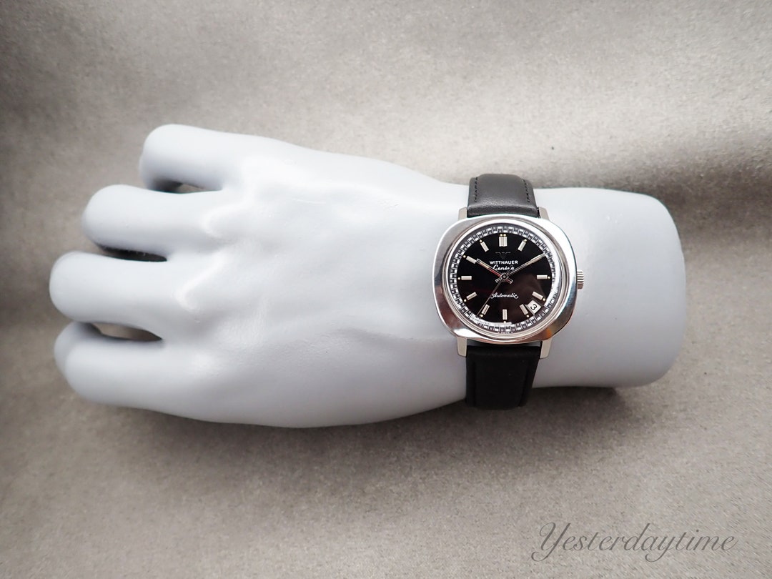 Wittnauer Geneve (longines) 1970's Black & Grey Date Dial Men's Watch ...