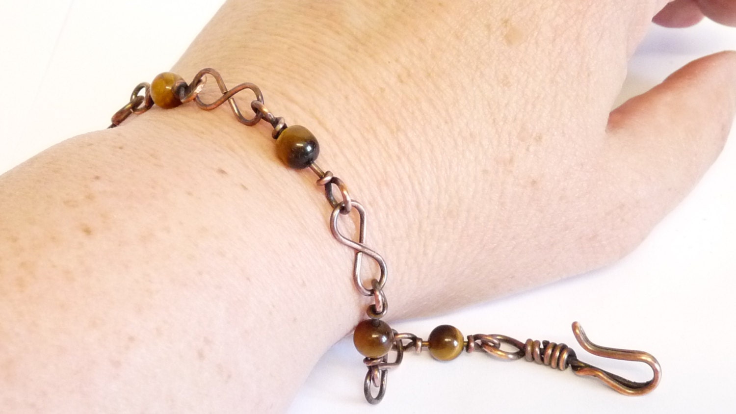 Infinity Link Bracelet Tigers Eye and Upcycled Copper Wire - Etsy UK