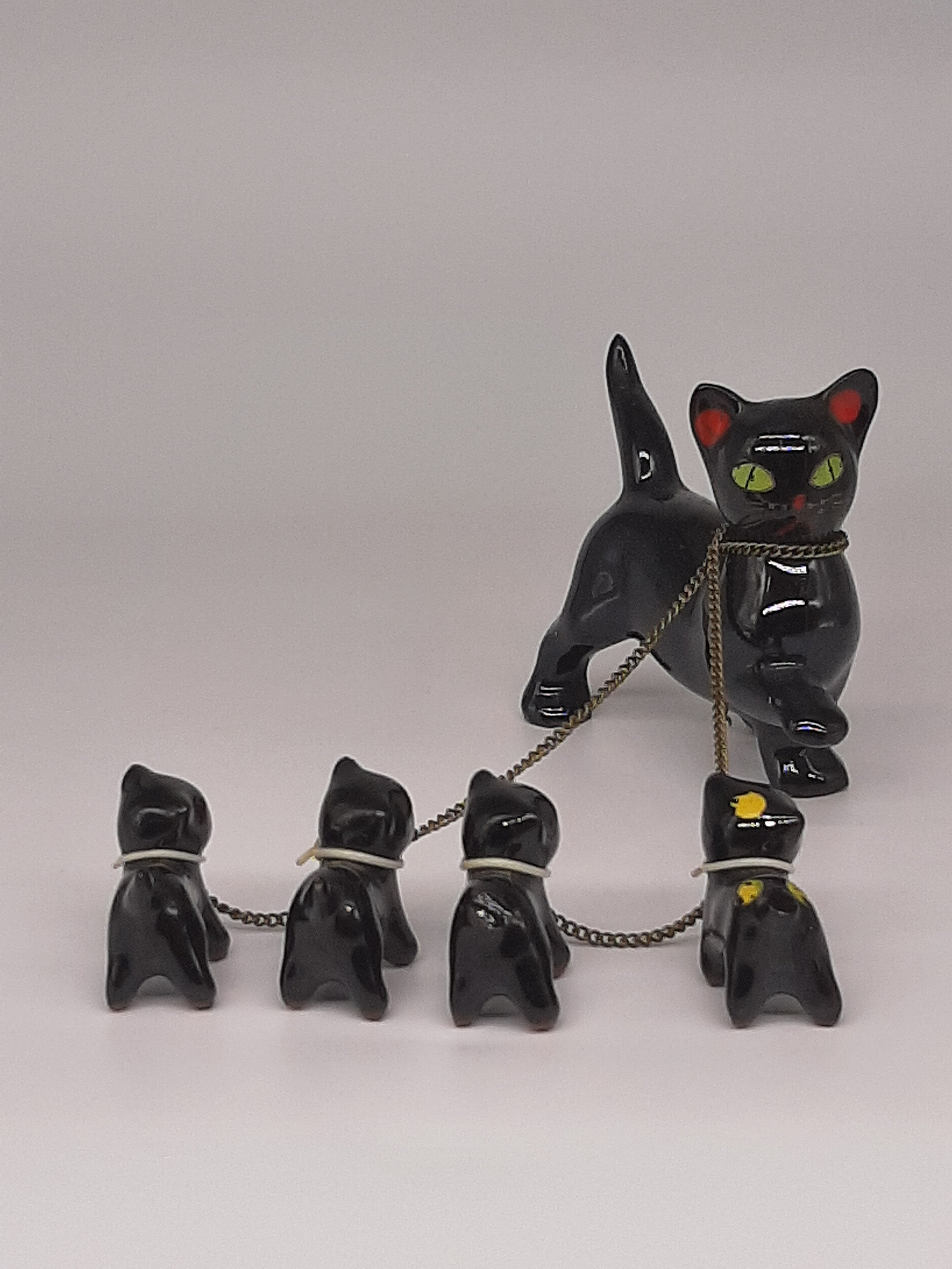 1950s Chained Cat Family - Etsy