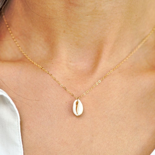 Cowrie Shell Necklace Tiny Shell Necklace Real Seashell - Etsy