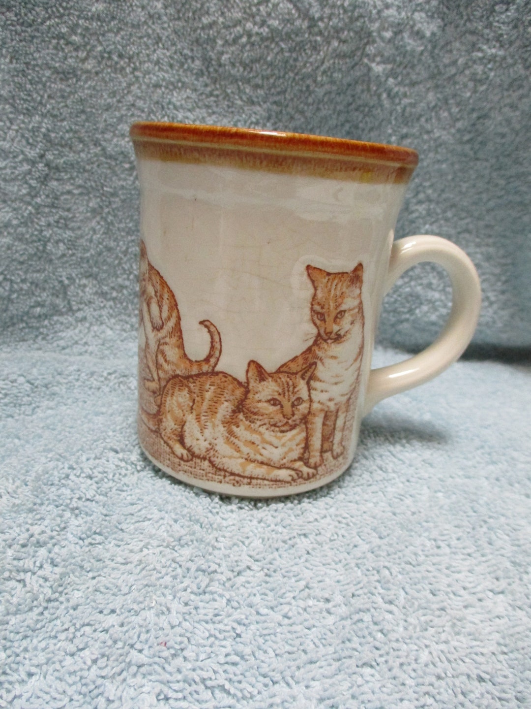 Vintage Biltons England TEXTURED POTTERY COFFEE Mug Kittens Playing ...
