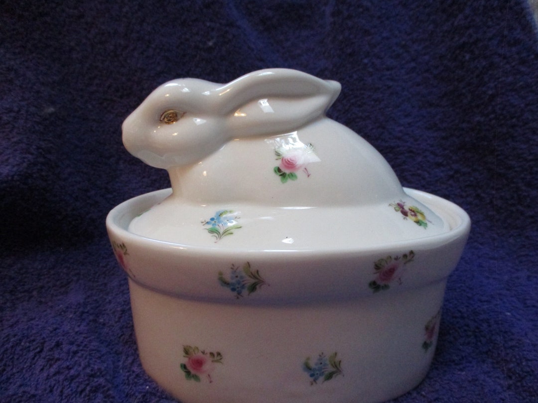 Large Bunny Trinket Box by Grace Teawear - Etsy