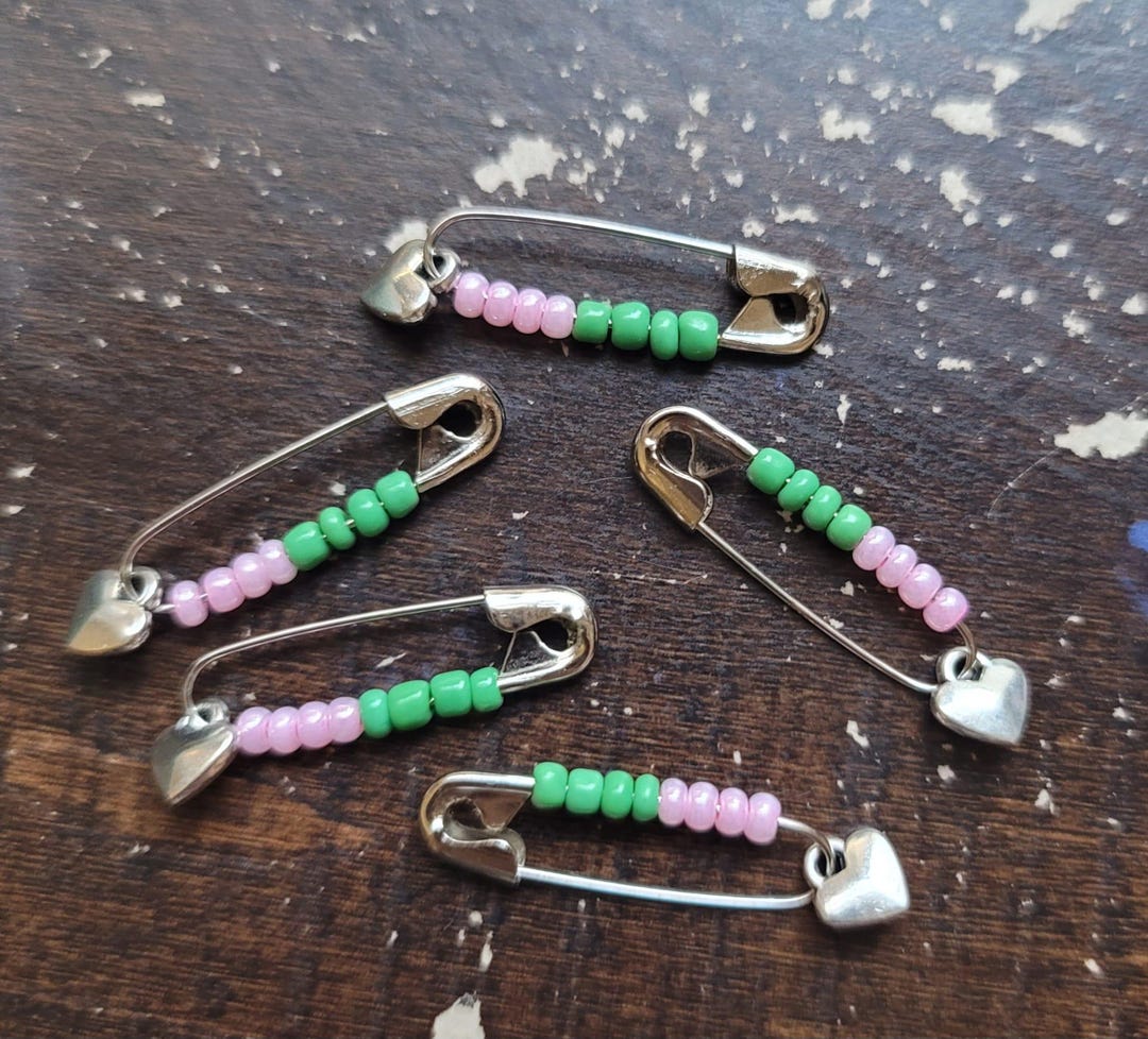 Wicked Friendship Safety Pin With Heart Charm - Pink & Green Set of 5 ...