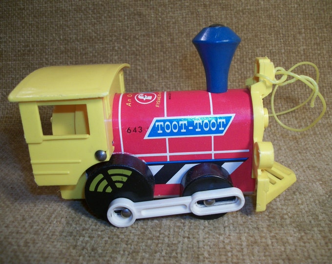 Toy Child Toddler Pull Toy Train Fisher Price Original Yellow Red ...