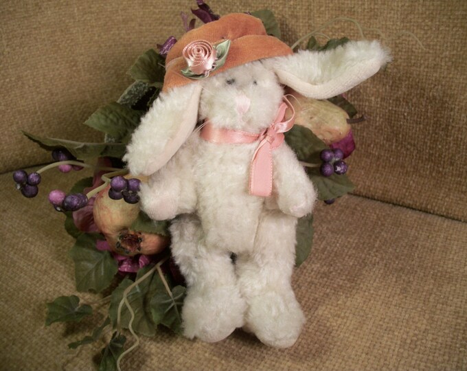 White Bunny Rabbit 6" Plush Stuffed Animal Vintage 1995 Boyd's Archive ...