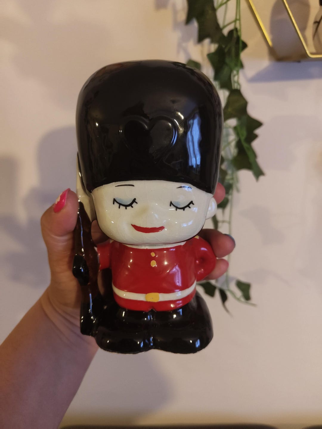 Vintage VTG Kistch Beefeater Royal Guard Money Box R.moss 60s 70s ...