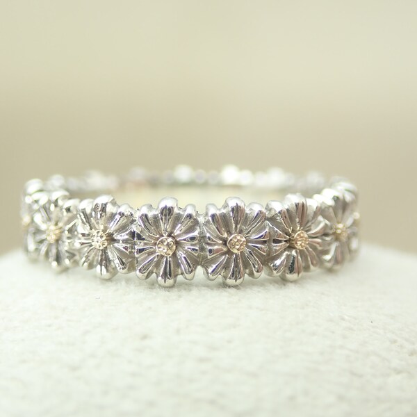 Flower Wedding Band - Etsy