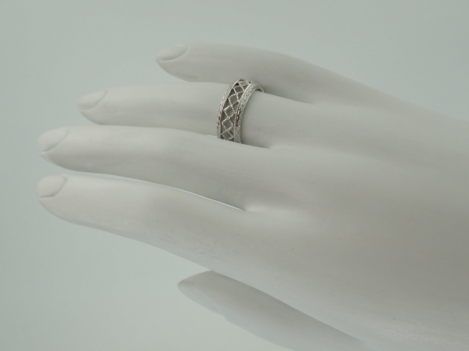 Open Lattice Filigree Wheat Pattern 7 Mm Wide Hand Engraved - Etsy