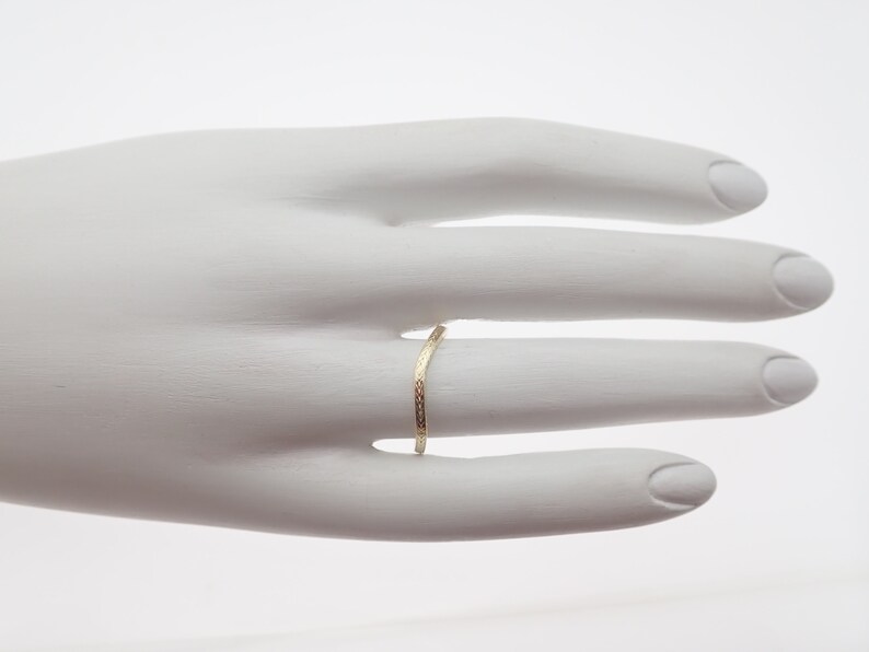 Contour Wedding Ring Curved Wedding Band Thin Engraved - Etsy