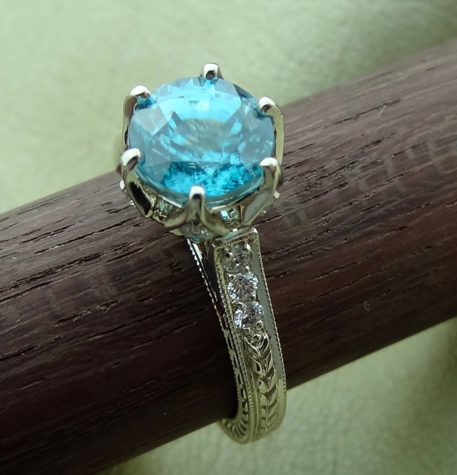 Vintage / Antique Style Crown Setting Natural Blue Zircon / - Etsy