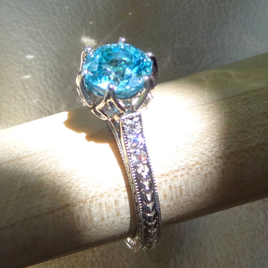 Vintage / Antique Style Crown Setting Natural Blue Zircon / Diamonds ...