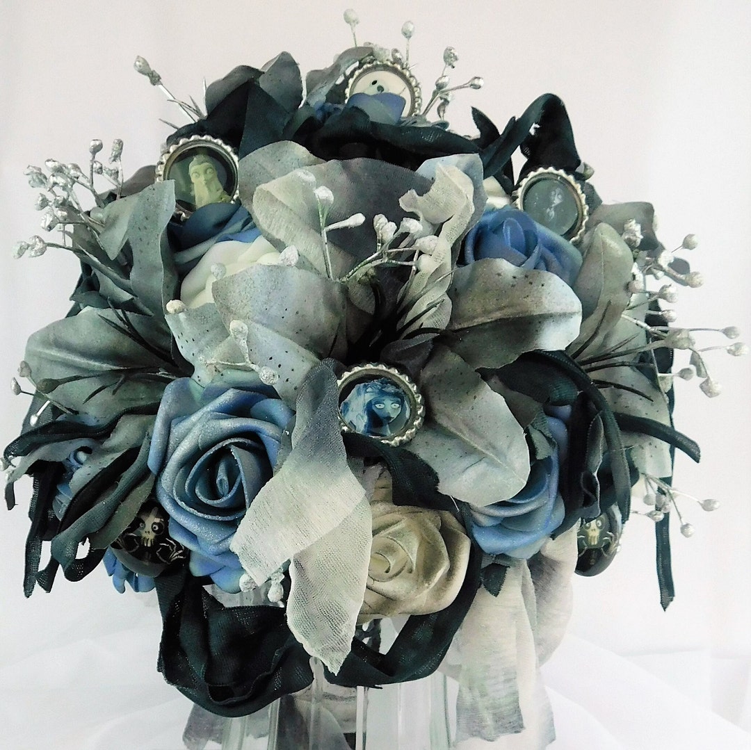 Corpse Bride Wedding Bouquet-lilies-roses Wedding Bouquet-dark Bouquet ...