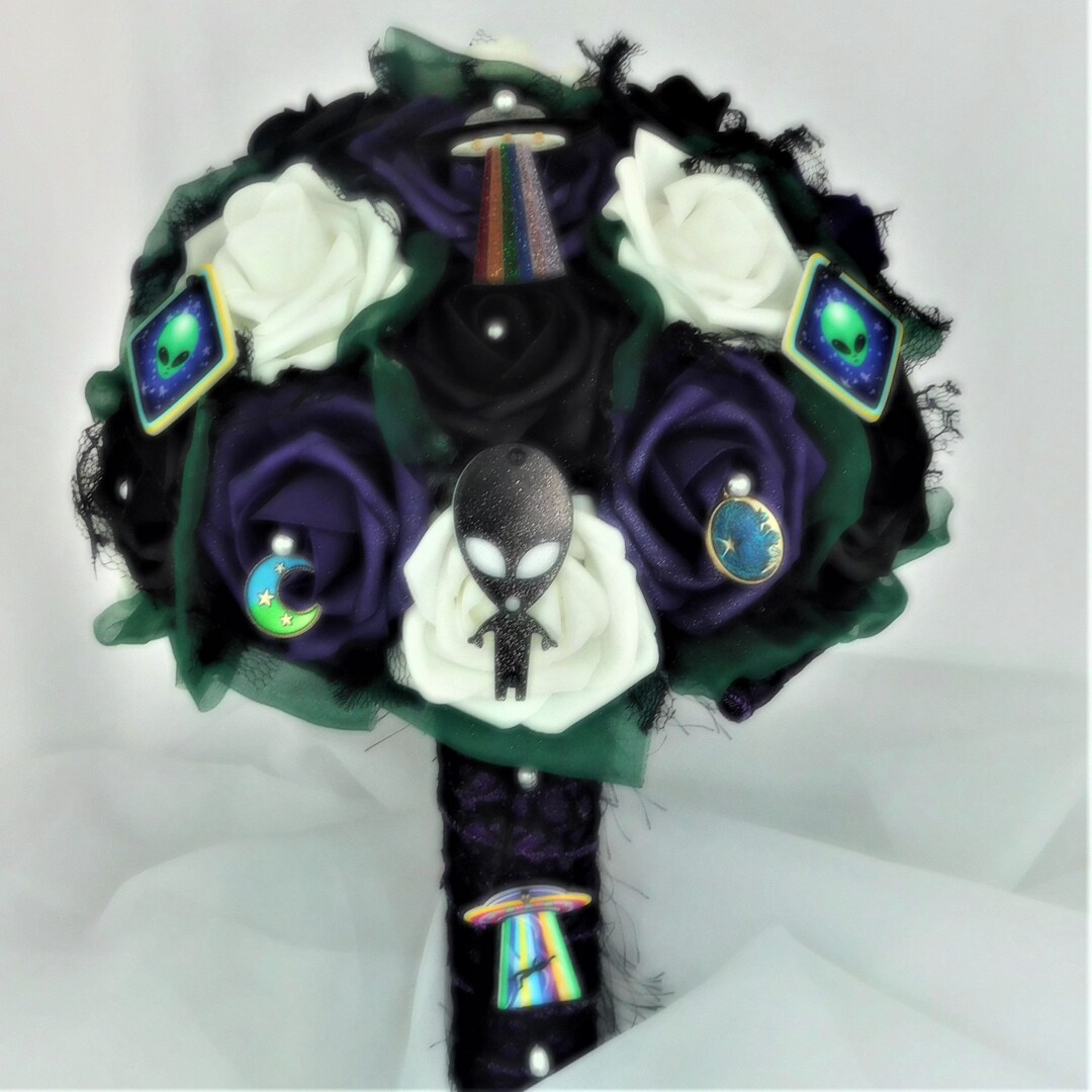 UFO Space Aliens Wedding Bouquet-dark Wedding Bridal Bouquet-outer ...