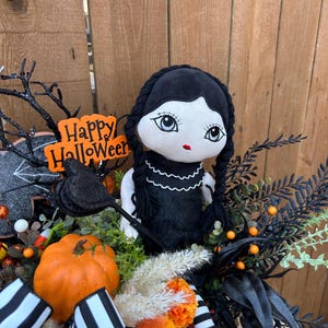 Wednesday Halloween Centerpiece - Etsy