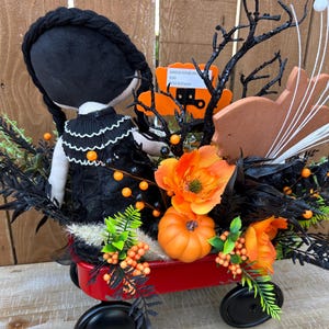 Wednesday Halloween Centerpiece - Etsy