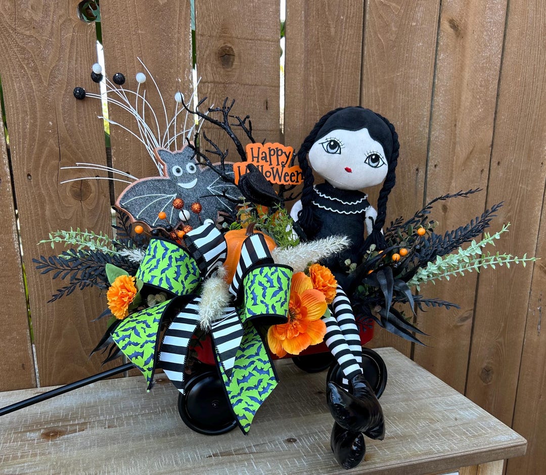 Wednesday Halloween Centerpiece - Etsy