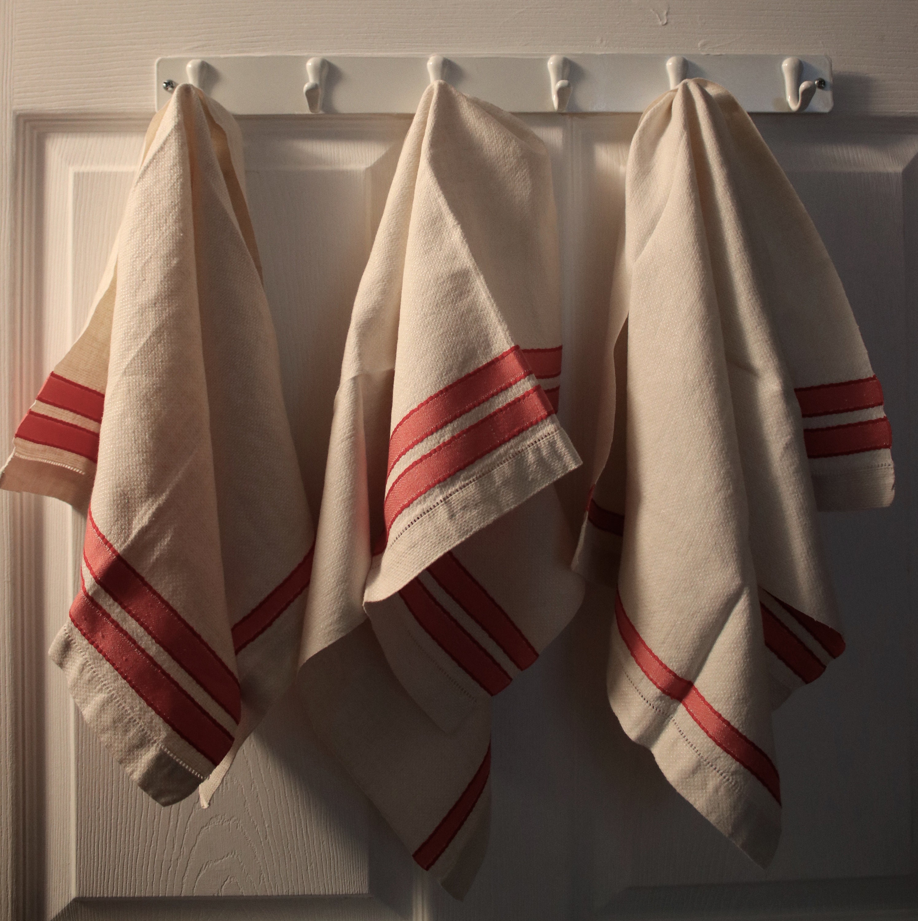 Vintage Linen Tea Towels 3 vintage-linen-tea-towels-3