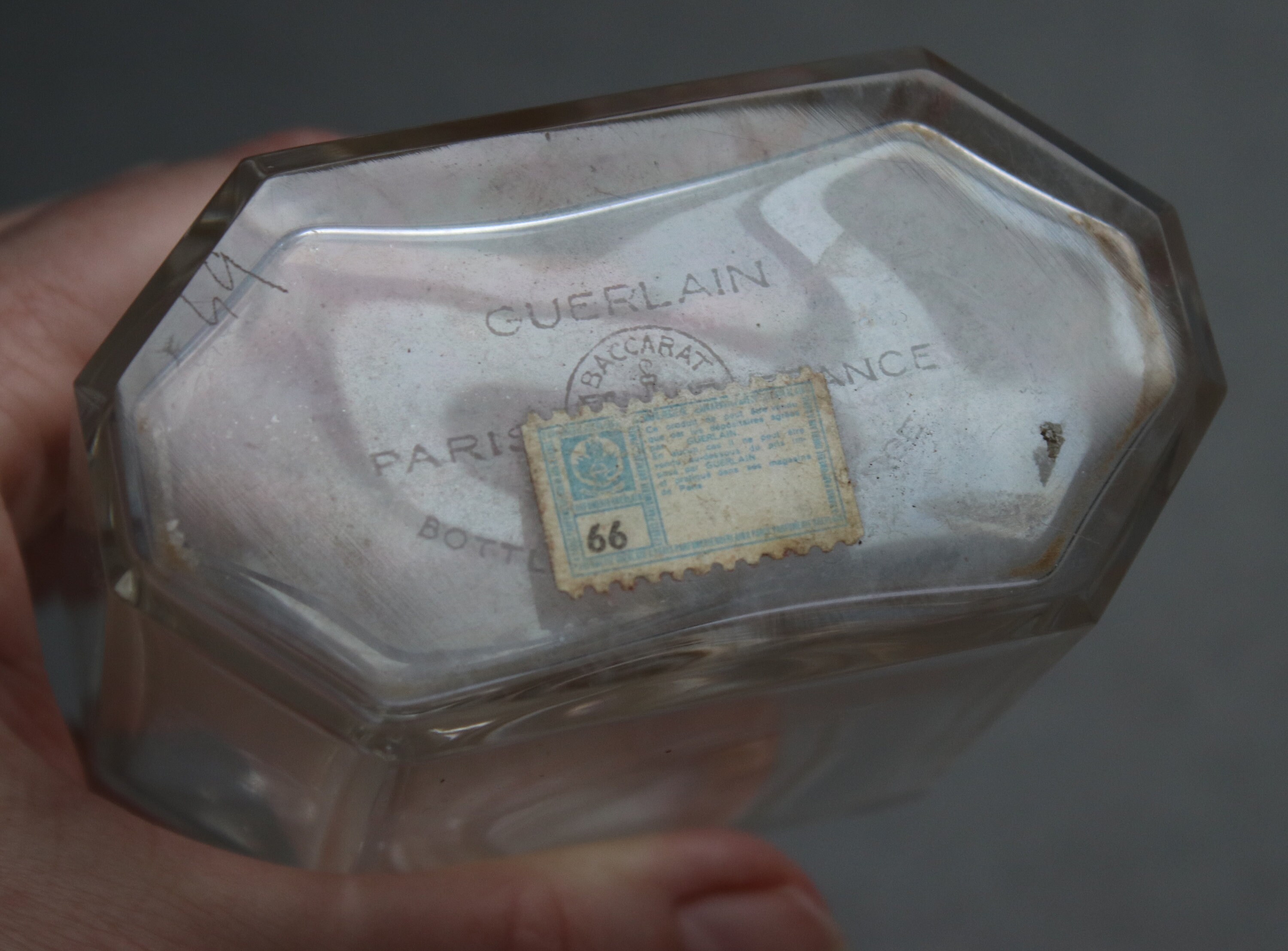 Shalmiar Quadrilobe Flacon by Baccarat