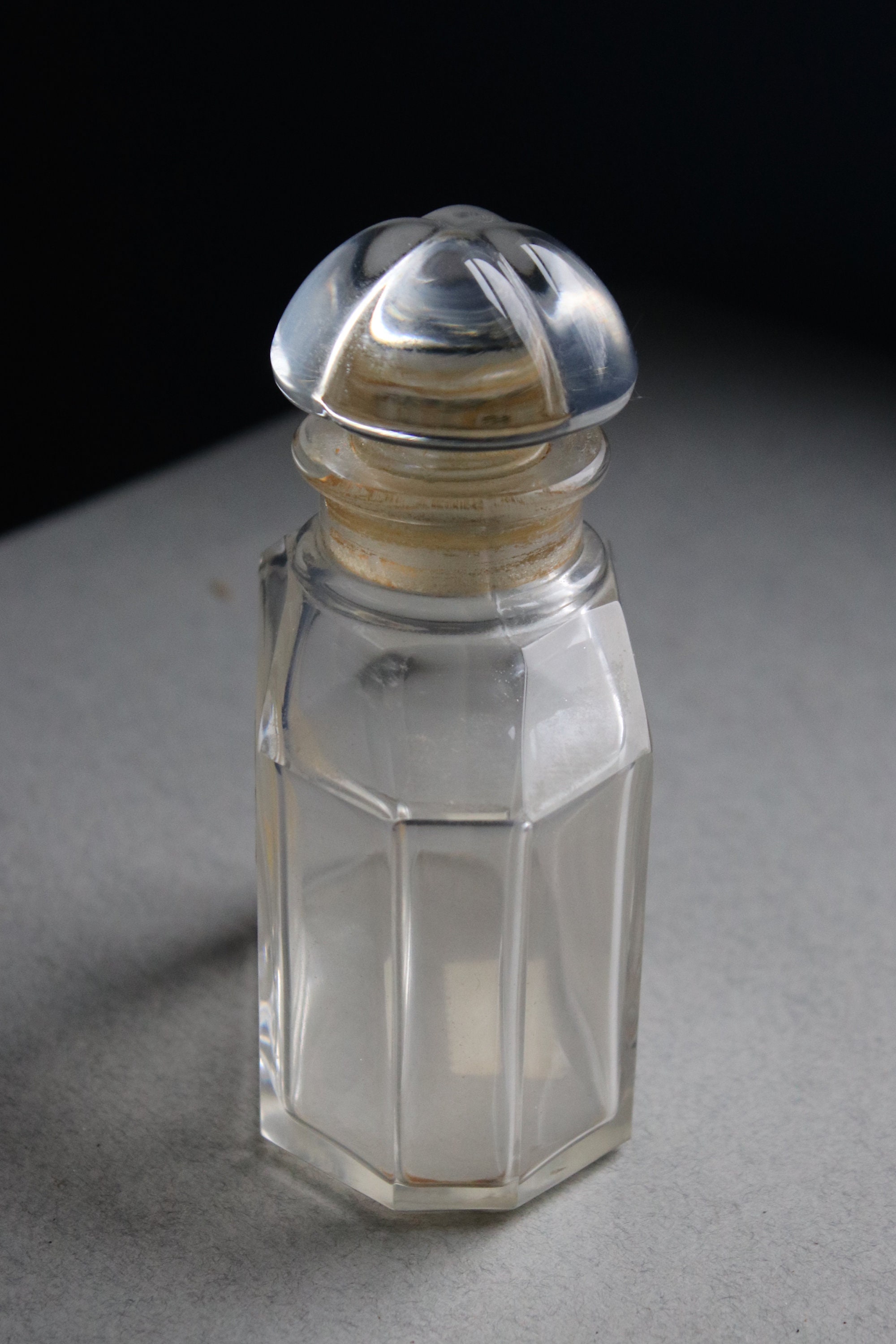 Shalmiar Quadrilobe Flacon by Baccarat