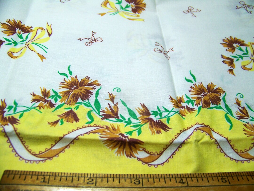 1930s Cotton Feedsack Fabric: Mums Pillowcase Pattern (34" X 37") Inv9 ...