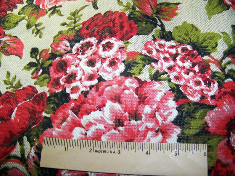 1950s Victor Screenprint Cotton Fabric: Floral Bouquets 48" X 36 ...