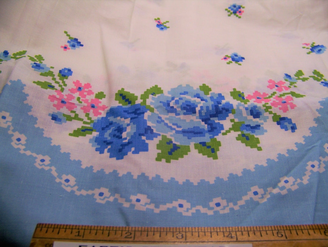 Vintage 1940s Floral Border Cotton Fabric: 35"x36" Pillowcase Style ...