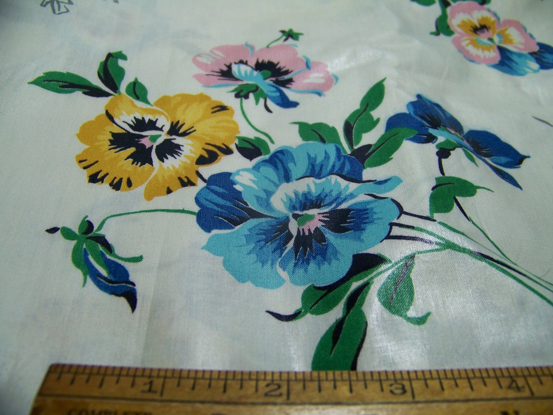 Vintage 1930's Polished Cotton Fabric PANSY FLORAL 35" Wide 36" L ...