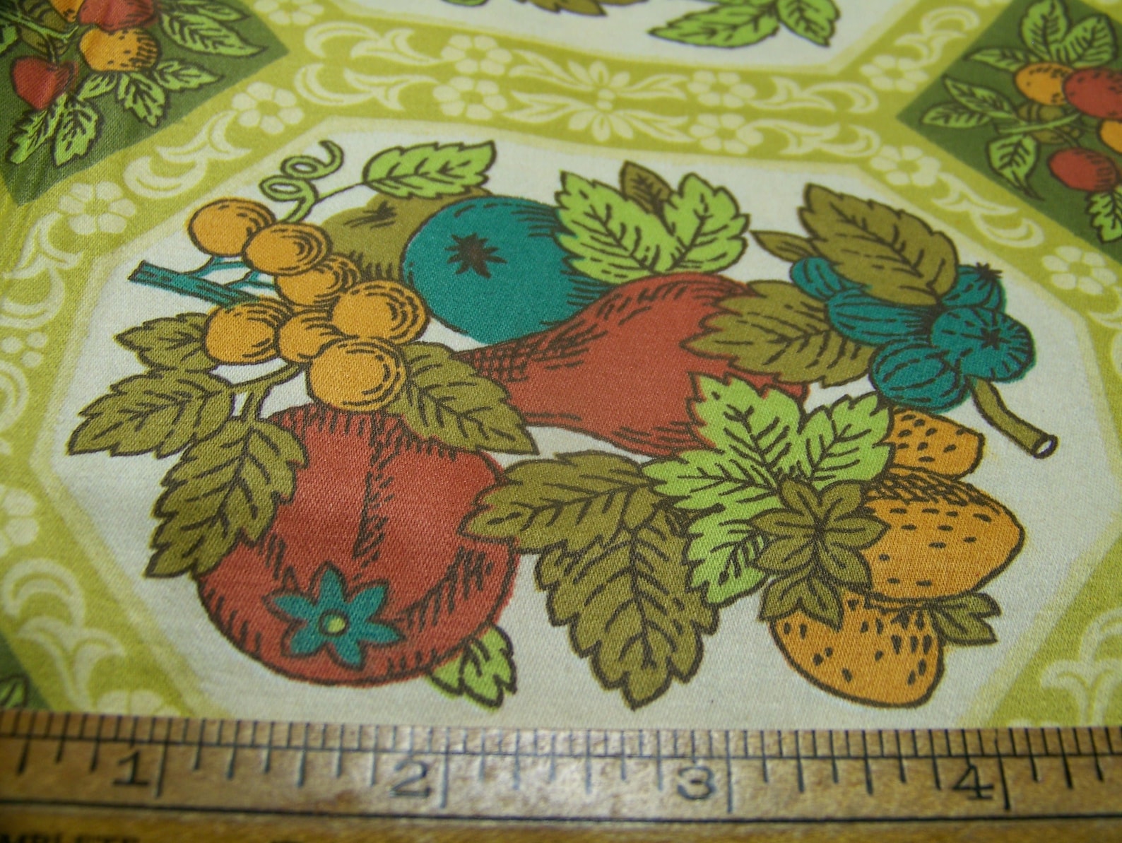 1950's Waverly Glosheen Cotton FRUIT "arundel" 35" W 36" L Quilting ...