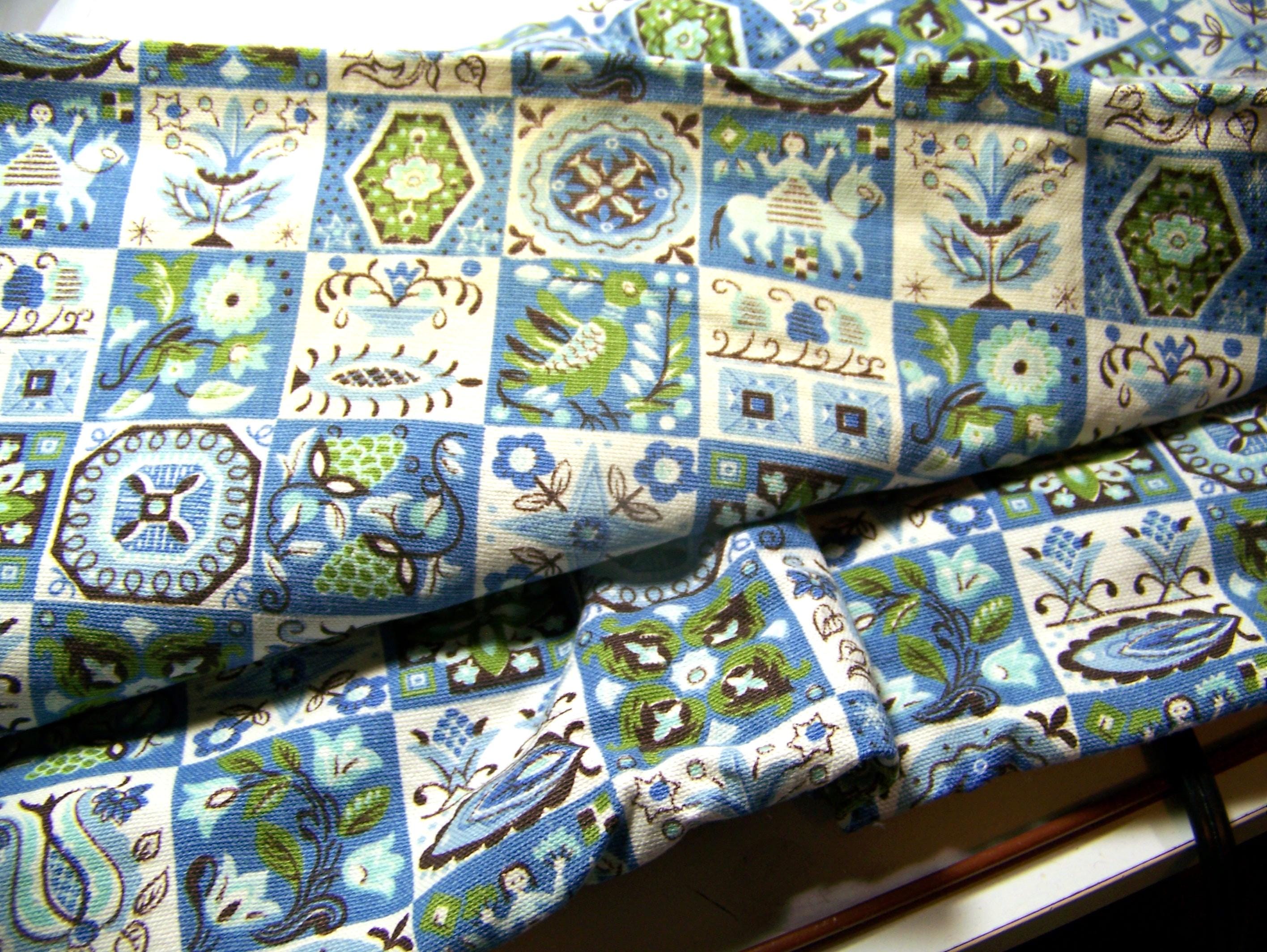 Vintage 1960s Waverly Cotton Fabric: Quaker Village Blues, 48x35" Invam ...