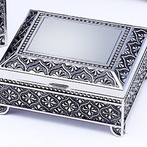 Personalized Small Square Jewelry Box - Etsy