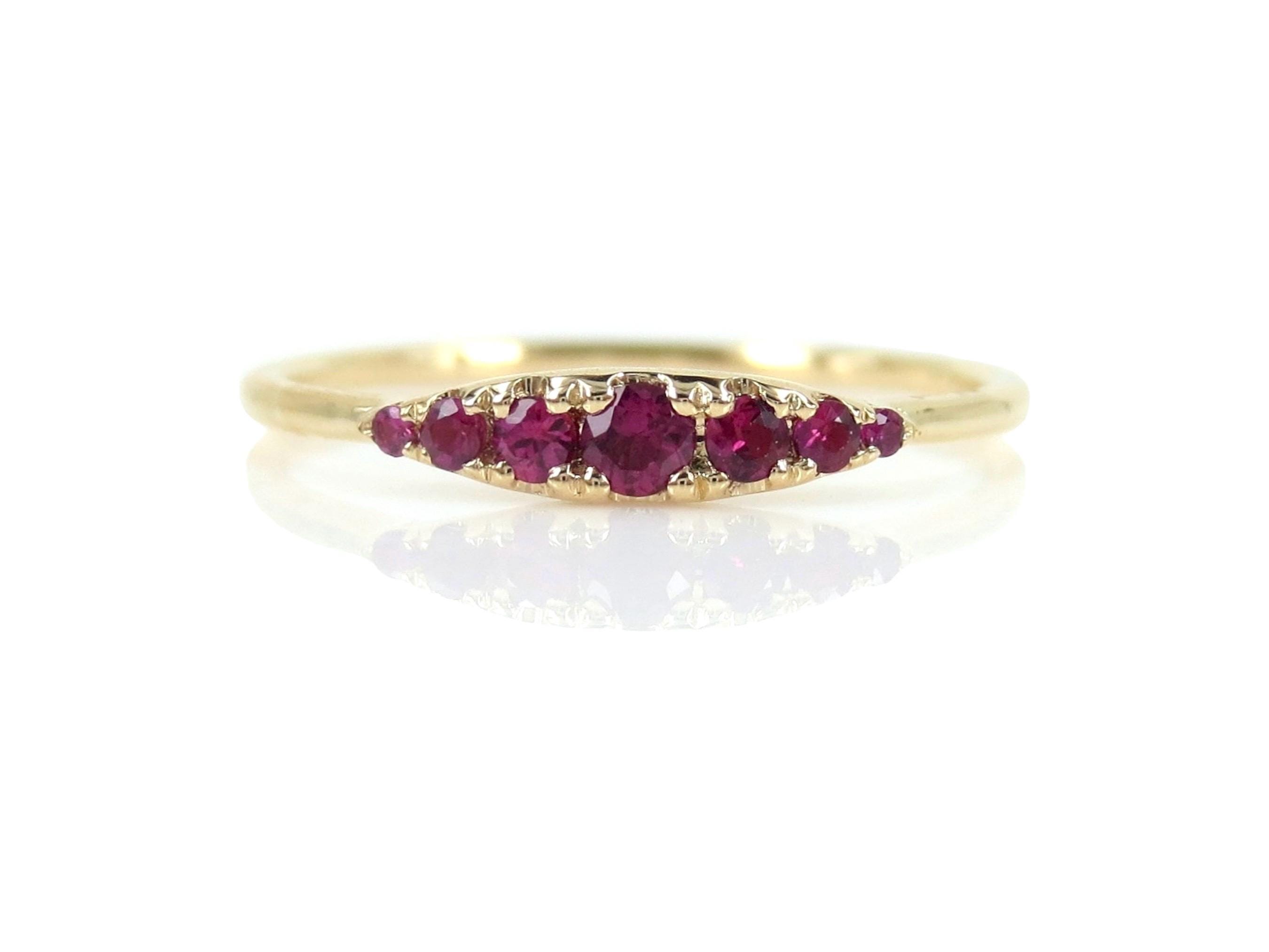 Seven-stones Graduated Ruby Ring in 18K Yellow Gold - Wedding Rings - Etsy