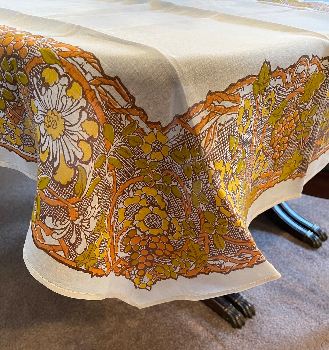 Vintage Arts and Crafts Tablecloth, Small Fine Linen, Hem Stitch Finish ...