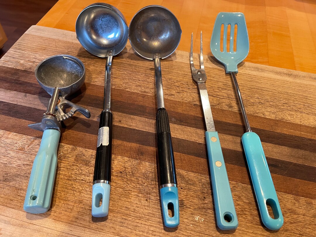 Vintage Cooking Utensils, Five Turquoise & Black Plastic Handles ...