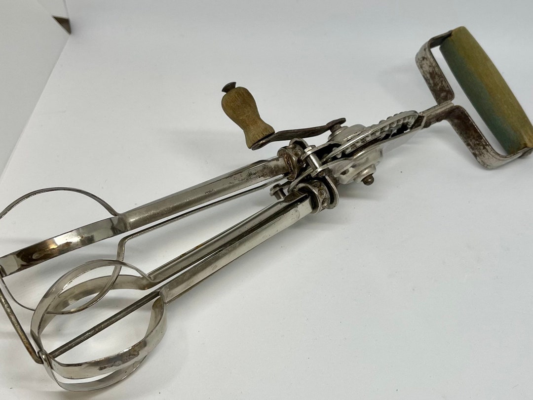 Vintage Swift Whip Hand Beater Mixer Whisk Rotary Beater Propert ...
