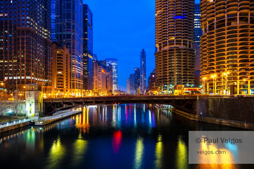 Chicago River Print: Chicago Skyline Art, Chicago River Poster, City ...