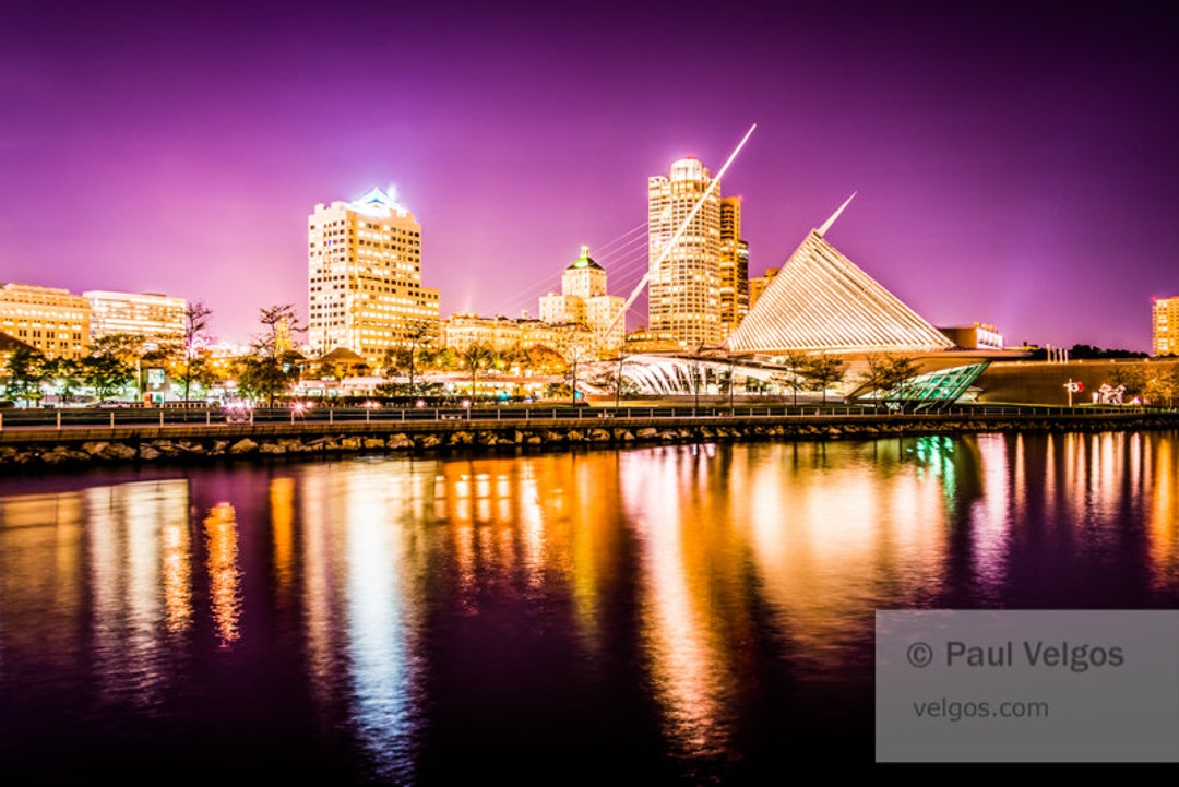 Milwaukee Skyline Print: Milwaukee Skyline Canvas, Wisconsin Wall Art ...