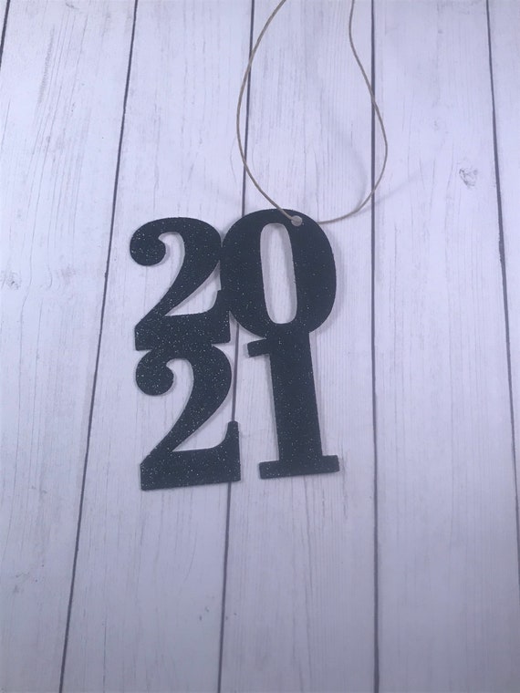 Class of 2022 graduation table tags, Jar centerpiece tags by Designs by ...