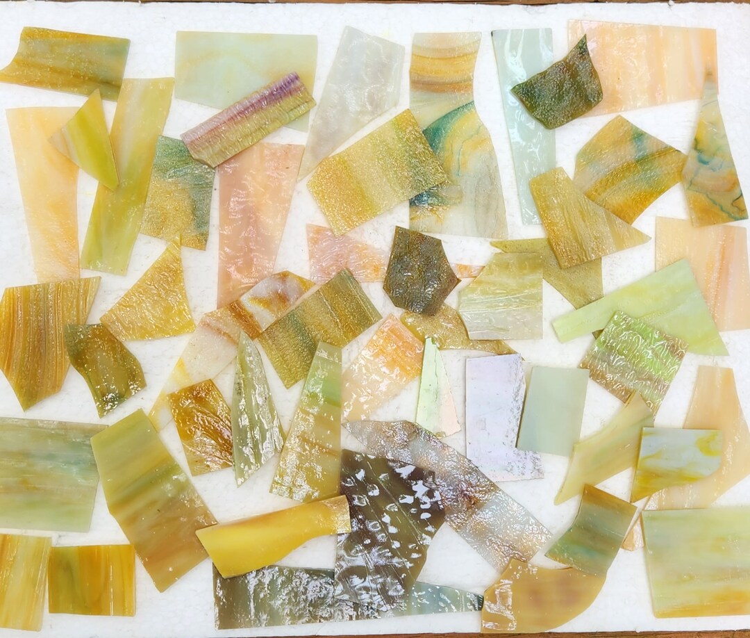 FIELDS and PLAINS Scrap Glass (b40-fp) 1-1/2 Pounds for Stained Glass ...