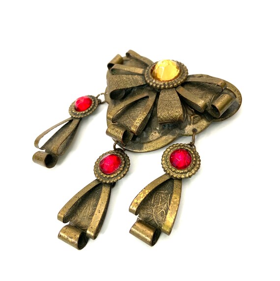 Large Victorian Dangle Brooch Unique Dimensional Desi… - Gem